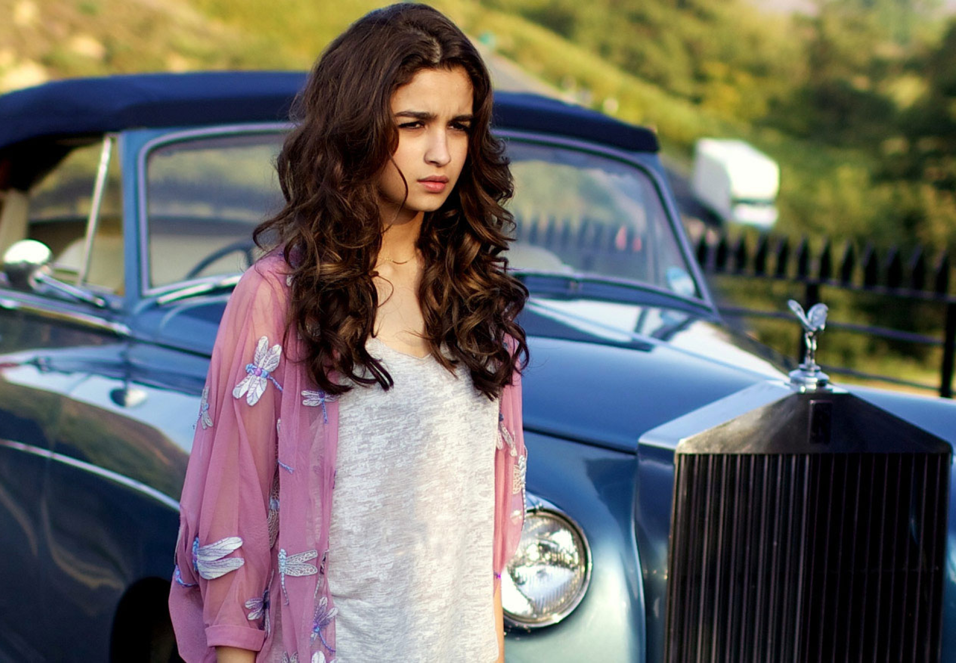 1893x1313 Resolution Shaandaar Alia Bhatt Hd Wallpapers 1893x1313 ...