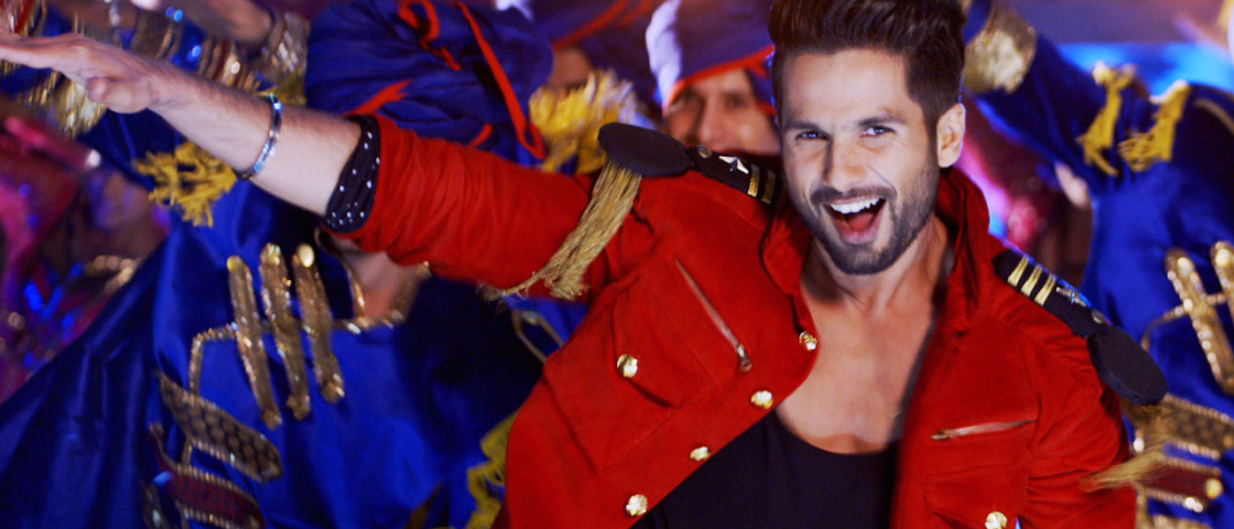 1120x480 Resolution Shaandaar Shahid Kapoor Pics 1120x480 Resolution ...