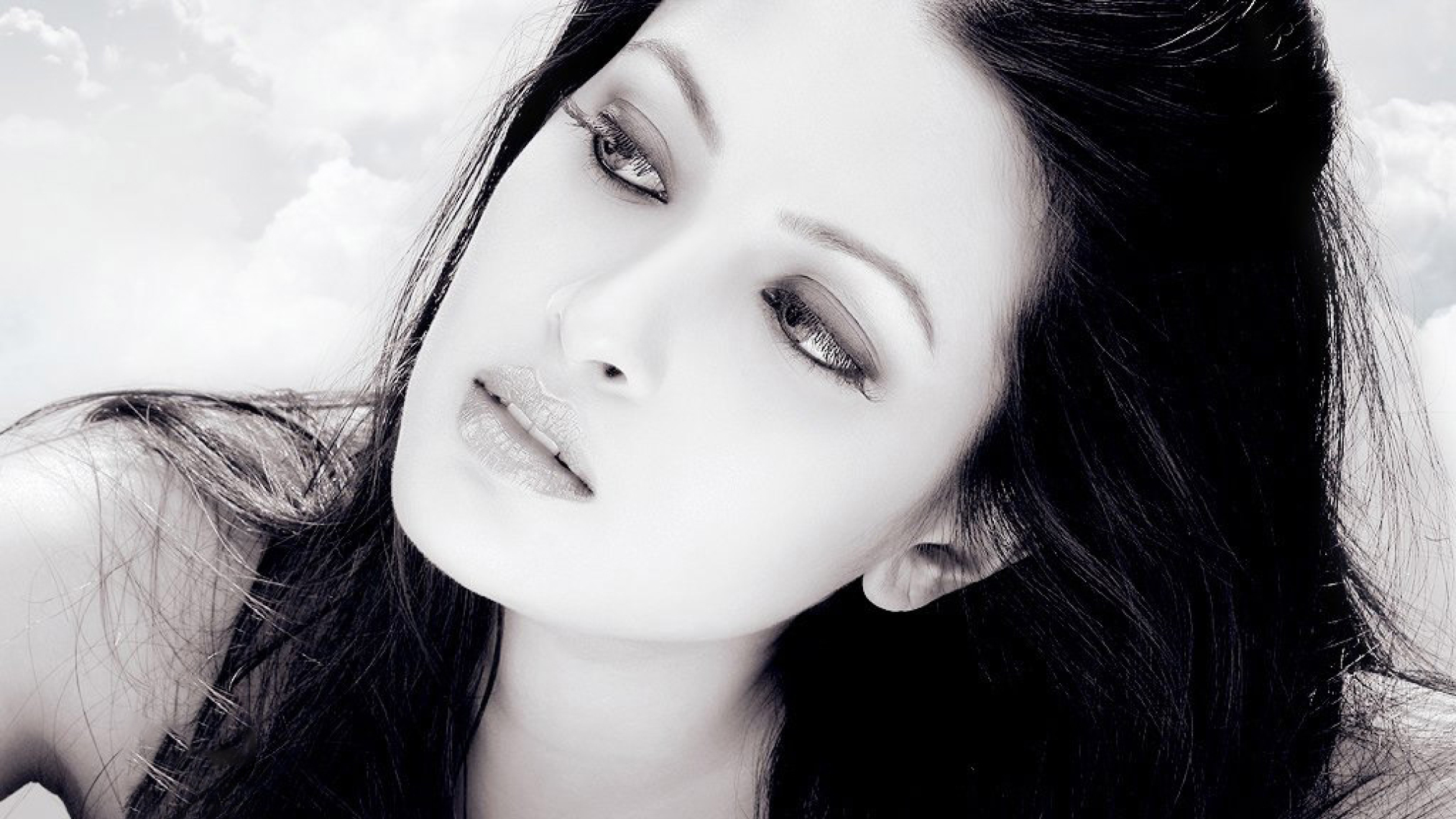 2026x1139 Resolution Shashika Nisansala Latest Close Up Wallpapers ...