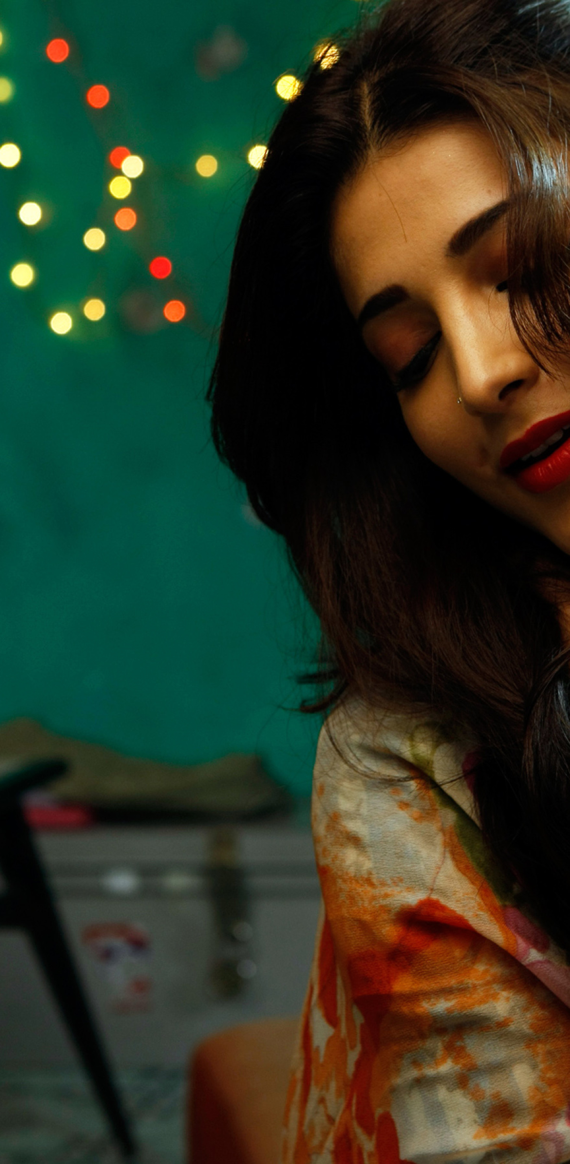 1176x2400 Resolution Shruti Haasan In D Day 1176x2400 Resolution ...
