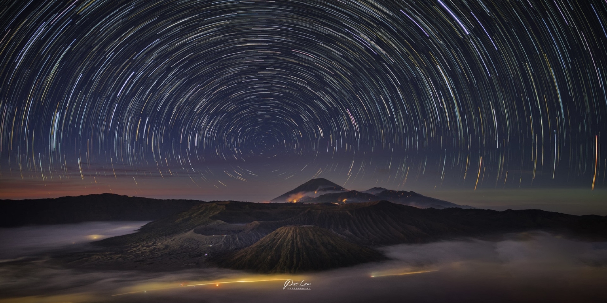 2048x1024 Resolution Star Trail In The Night Sky 2048x1024 Resolution ...