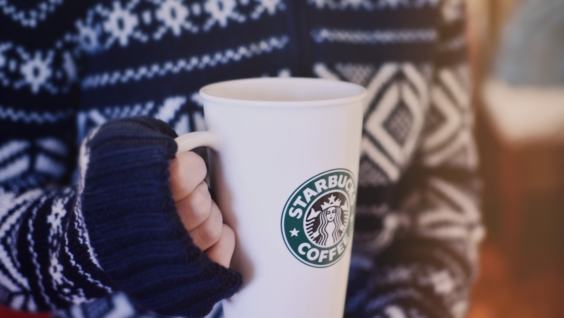 1920x1082 Resolution starbucks, glass, hand 1920x1082 Resolution ...