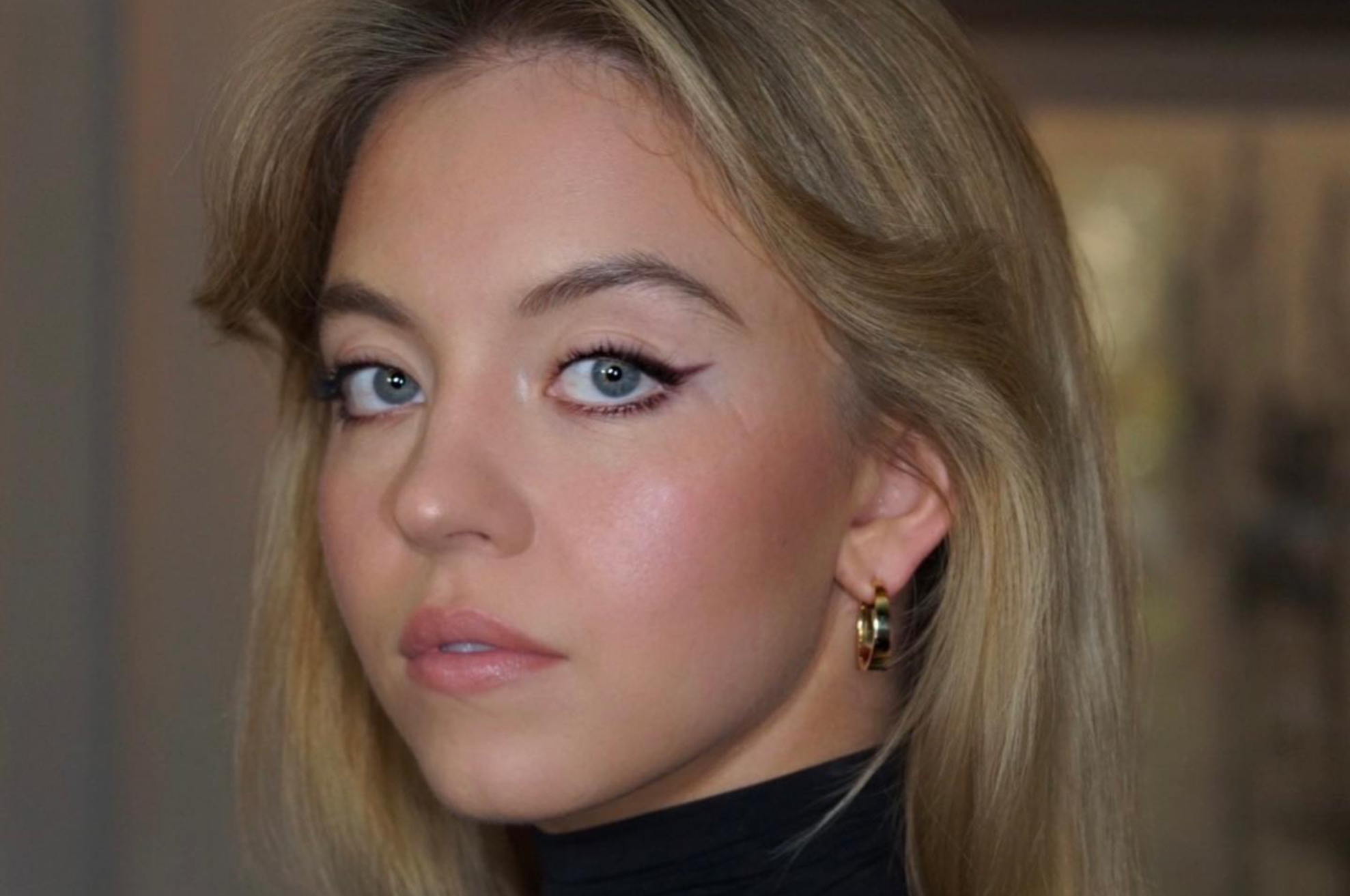 1977x1313 Resolution Sydney Sweeney Portrait in Black Dress 1977x1313 ...