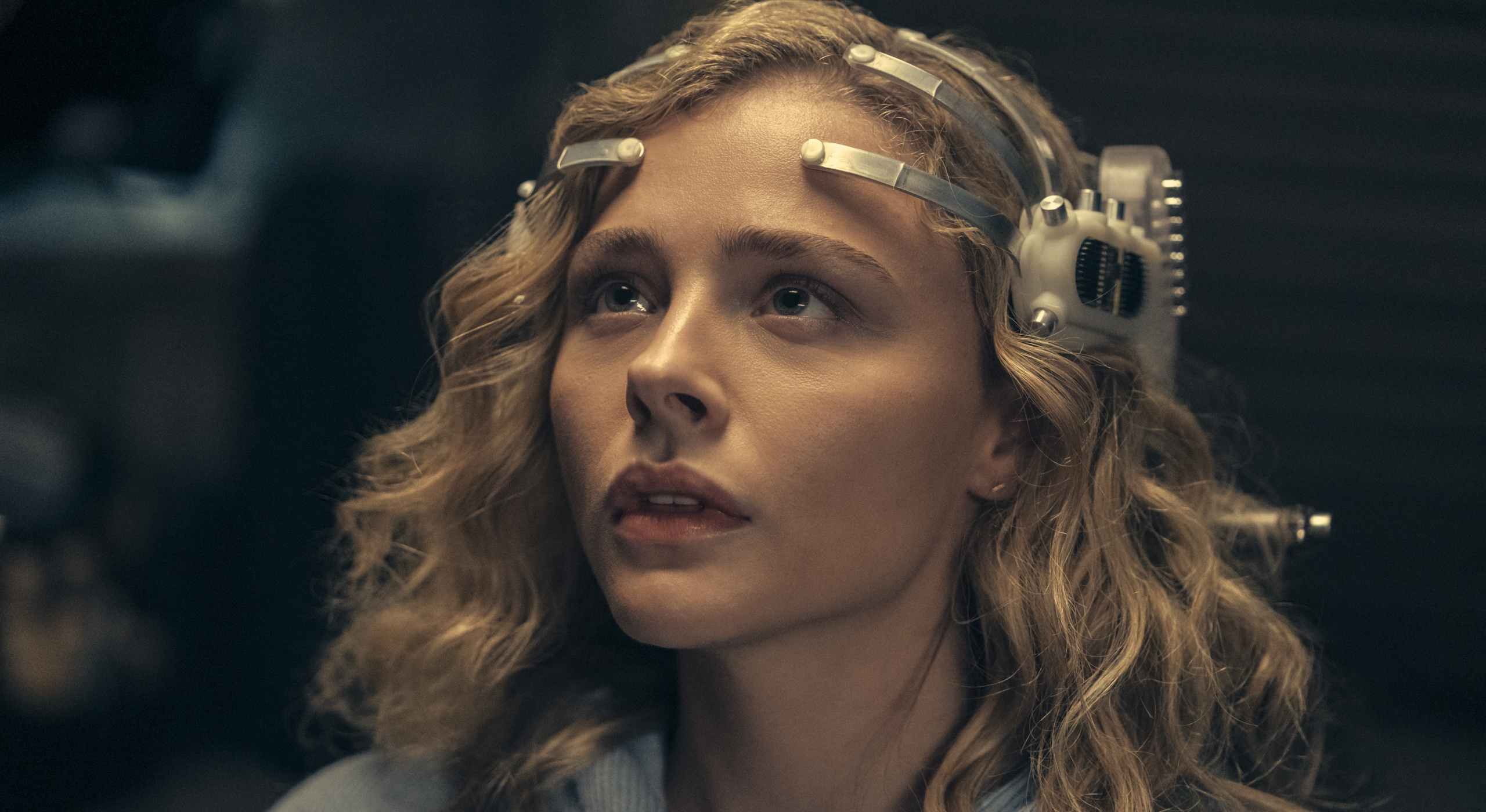 2560x1400 Resolution The Peripheral 4k Season 1 2560x1400 Resolution ...