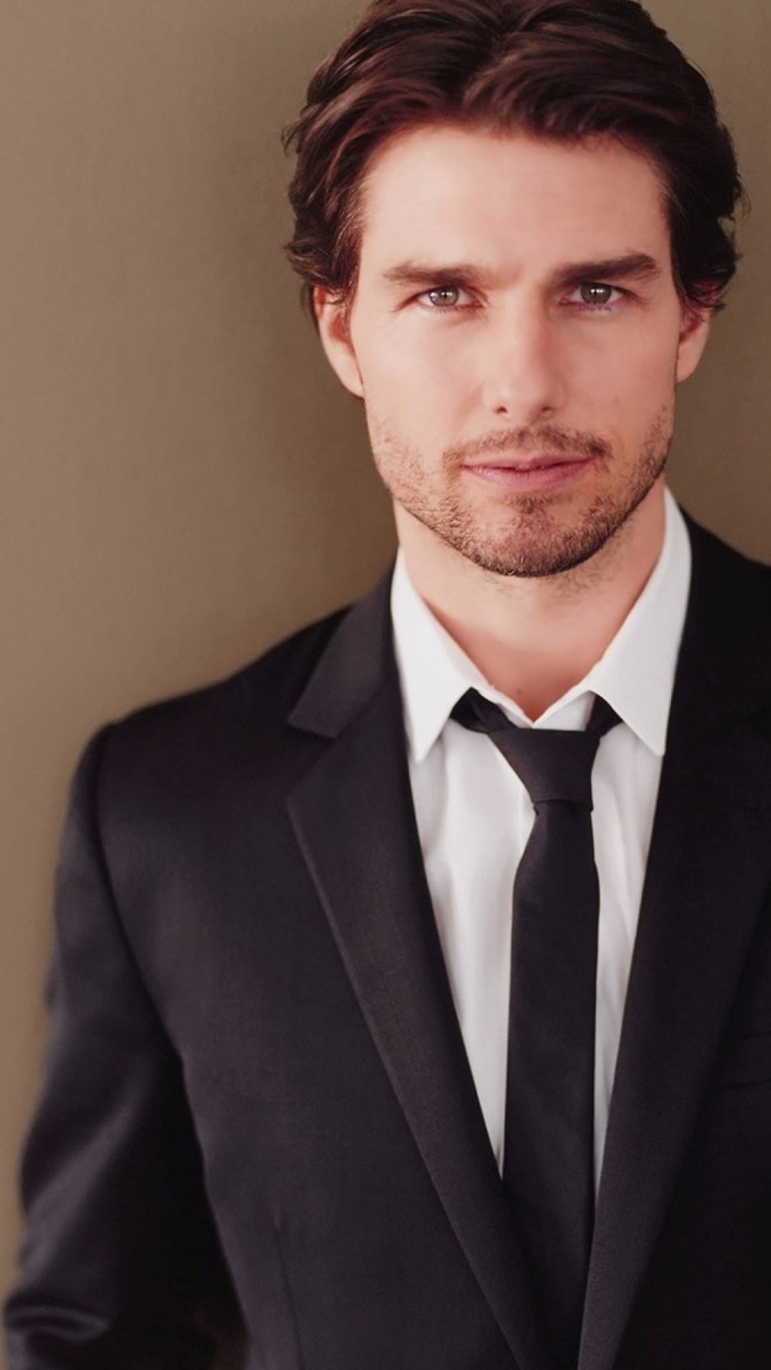 1081x1920 Resolution Tom Cruise Professional Look wallpaper 1081x1920 ...