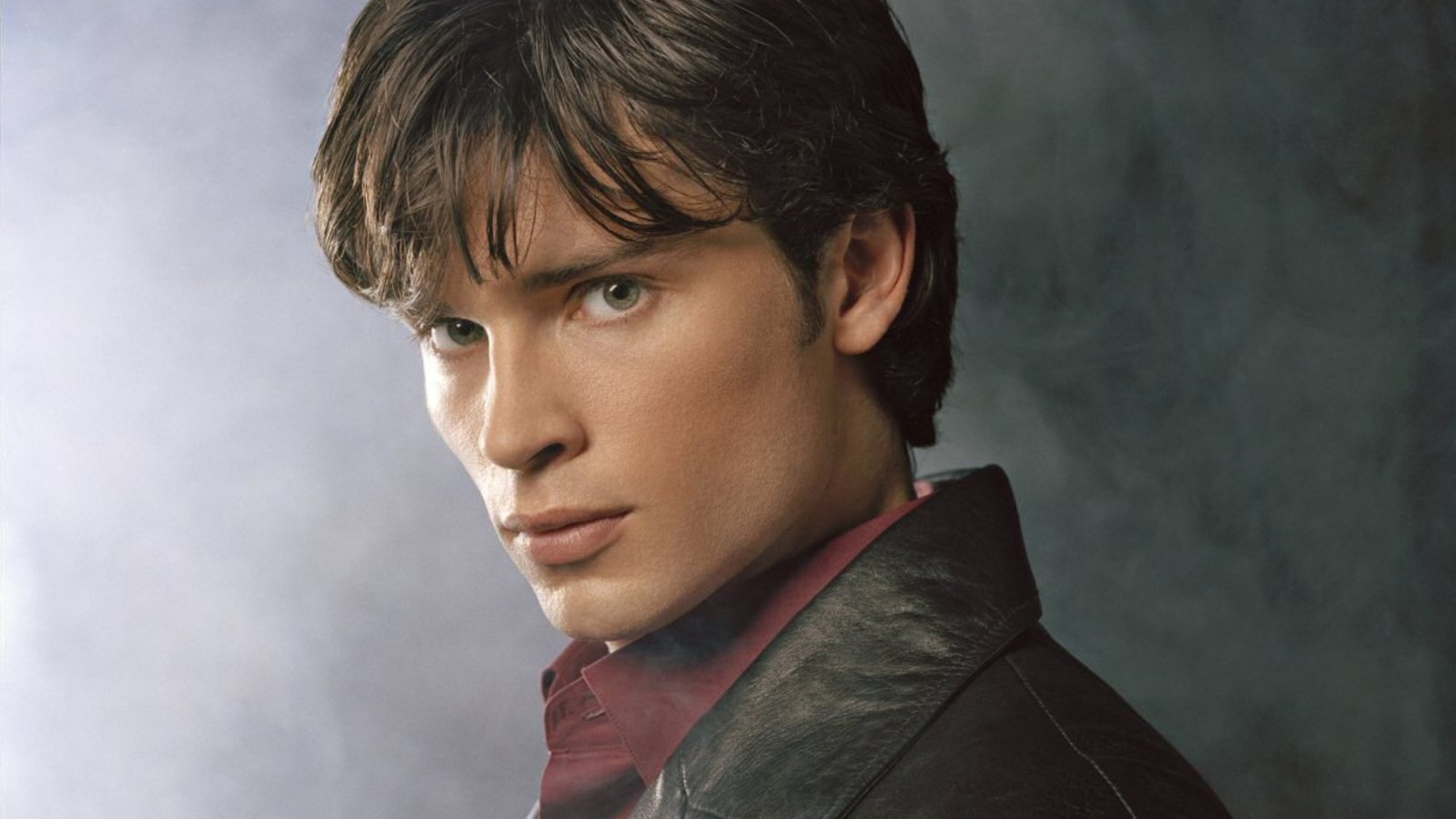 7680x4320 Resolution tom welling, actor, brunette 8K Wallpaper ...