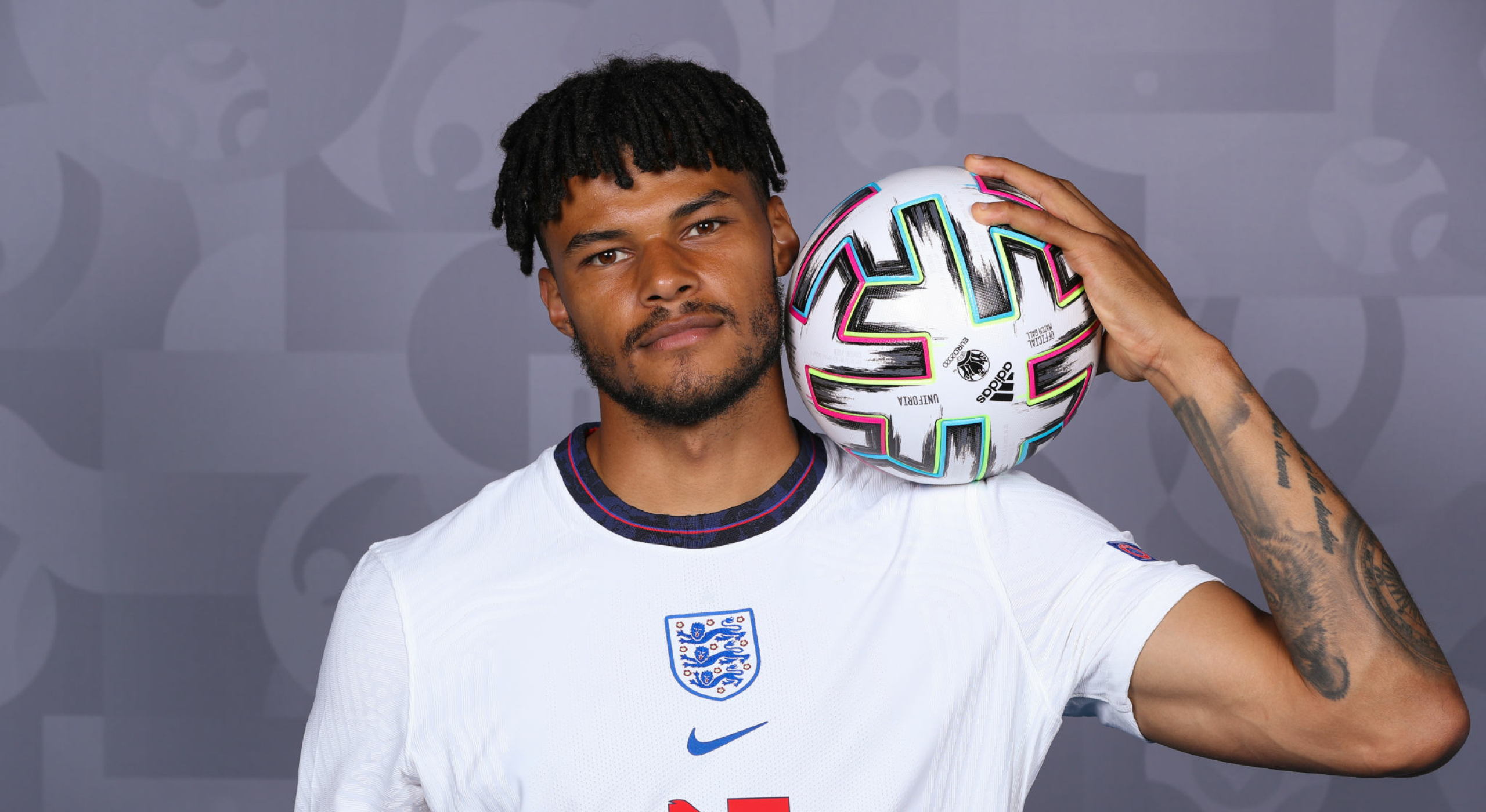 2560x1400 Resolution Tyrone Mings HD 2560x1400 Resolution Wallpaper ...