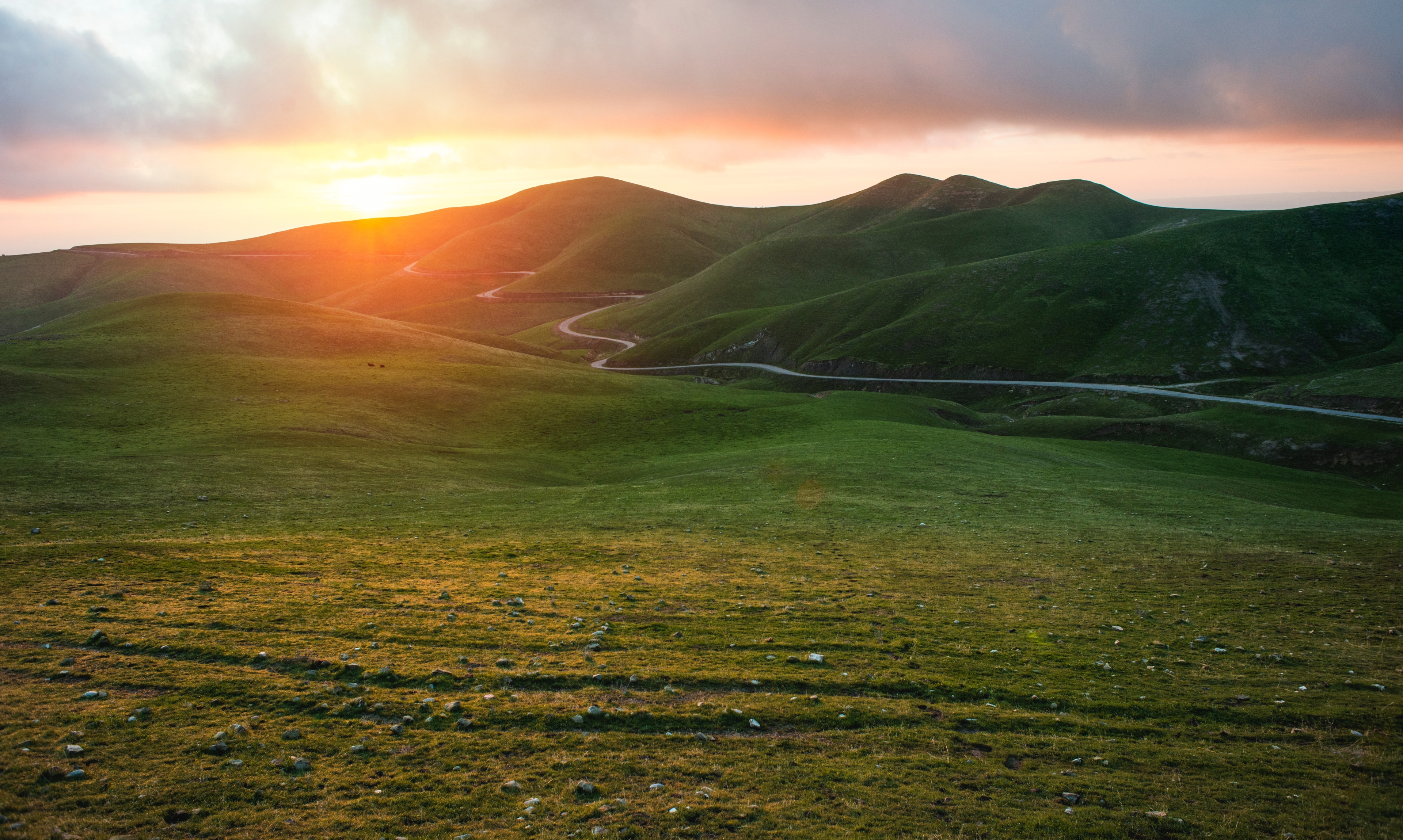 3840x2300 Resolution valley, grass, sunset 3840x2300 Resolution ...
