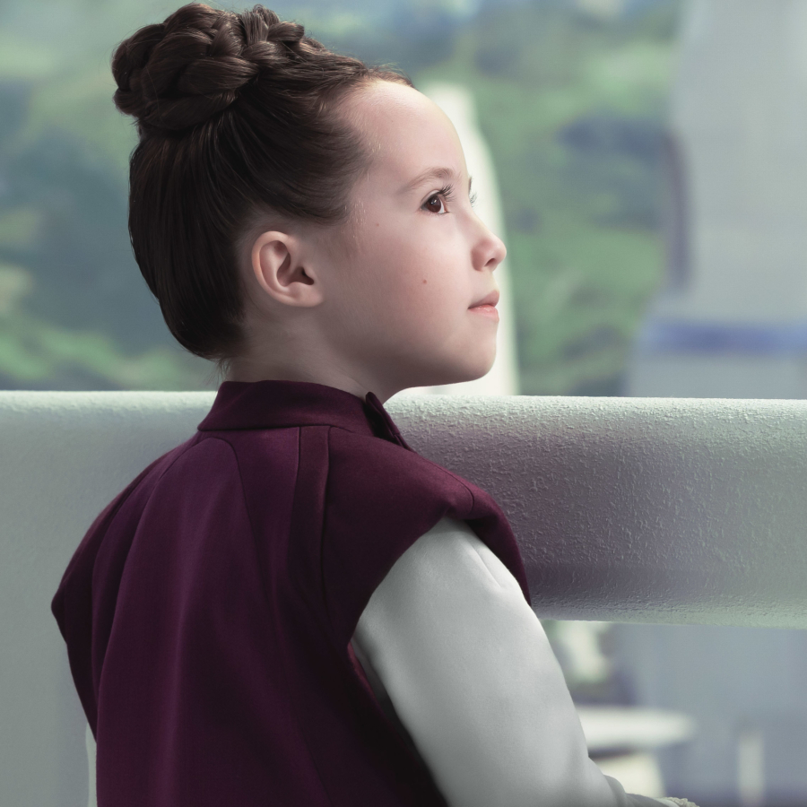 900x900 Resolution Vivien Lyra Blair as Leia Organa Obi-Wan Kenobi 2022 ...