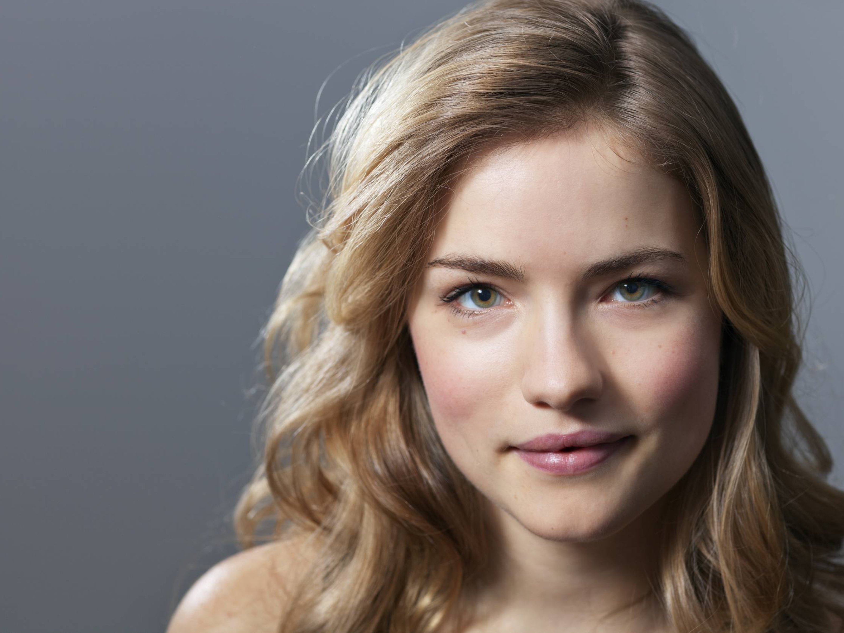 3200x2400 Resolution Willa Fitzgerald Photoshoot 2018 3200x2400 ...